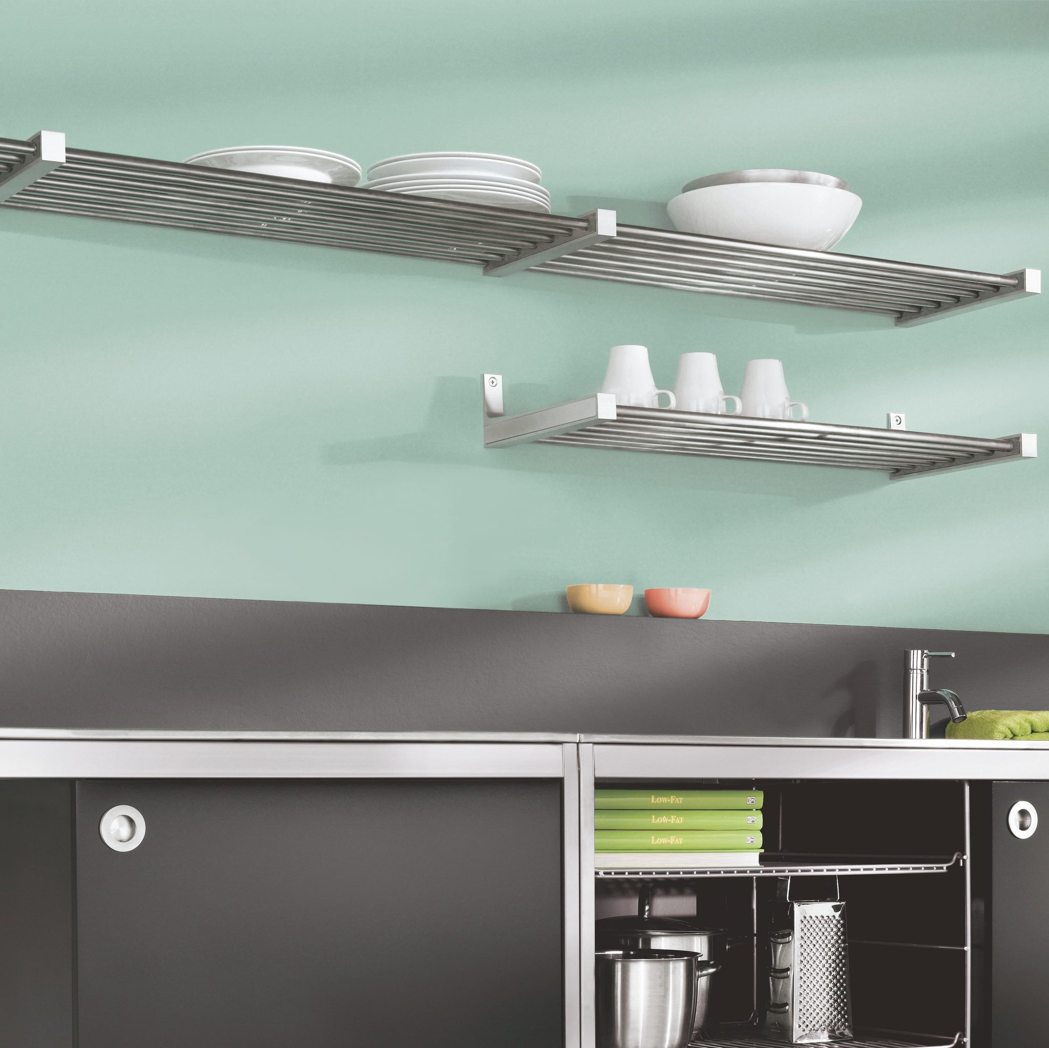 SUMO Tube and BELT Bracket | Shelf & Co.